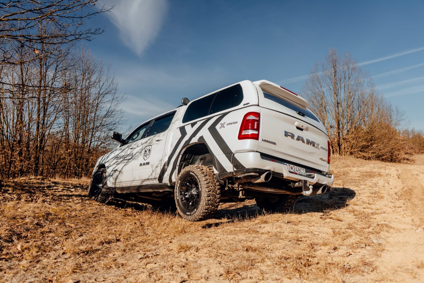 RAM 1500 Laramie Sport Crew Cabin 4x4 [PRVÉ DOJMY] | PodlahaNews.sk